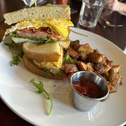 THE MERC - Updated December 2025 - 234 Photos & 229 Reviews - 430 ...