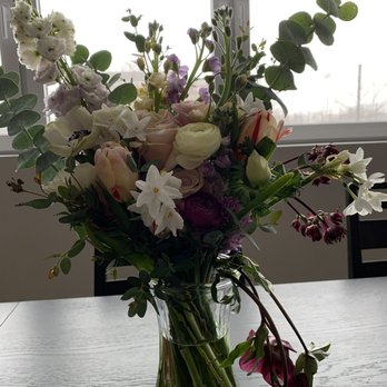 FIELD & FLORIST - Updated August 2024 - 53 Photos & 37 Reviews - 1908 W ...