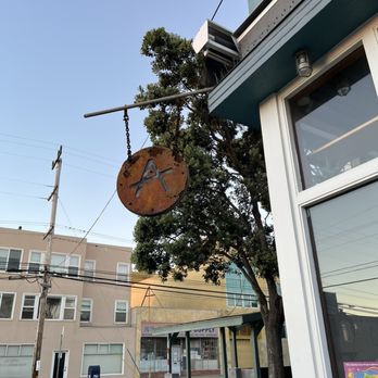 ANDYTOWN COFFEE ROASTERS - Updated April 2025 - 2956 Photos & 1098 ...