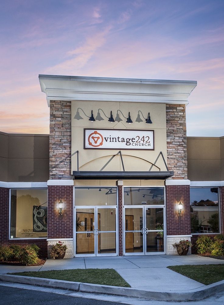 VINTAGE 242 CHURCH - Updated September 2025 - 8492 Hiram Acworth Hwy ...