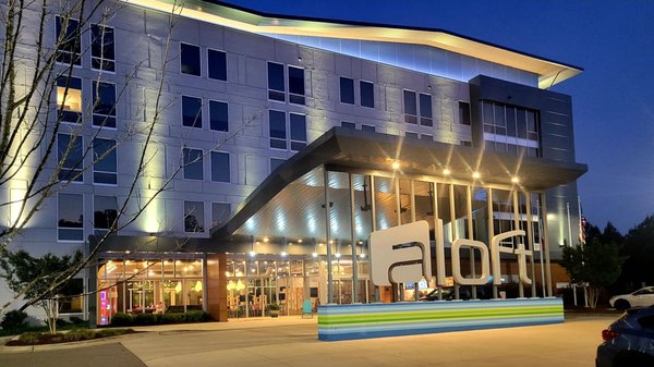 ALOFT RALEIGH-DURHAM AIRPORT BRIER CREEK - Updated October 2025 - 158 ...