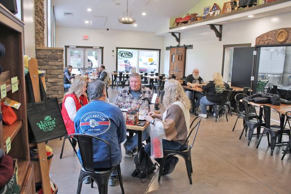 HANS’ PLACE - Updated December 2025 - 61 Photos & 27 Reviews - 6011 Old ...