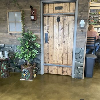 FABLED BREW WORKS - Updated January 2025 - 84 Photos & 40 Reviews - 331 ...