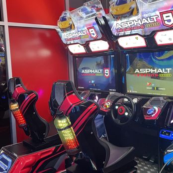 BOWLERO OXNARD - Updated December 2025 - 163 Photos & 194 Reviews - 601 ...