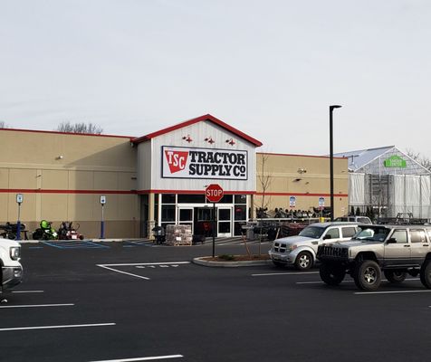 TRACTOR SUPPLY - Updated January 2026 - 13 Photos - 279 Route 46 ...