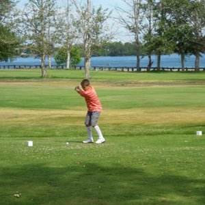 COLUMBIA POINT GOLF COURSE - Updated December 2025 - 16 Photos & 18 ...