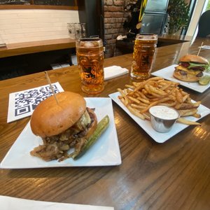 THE BURGER LOFT - 248 Photos & 441 Reviews - 395 S Main St, New City ...