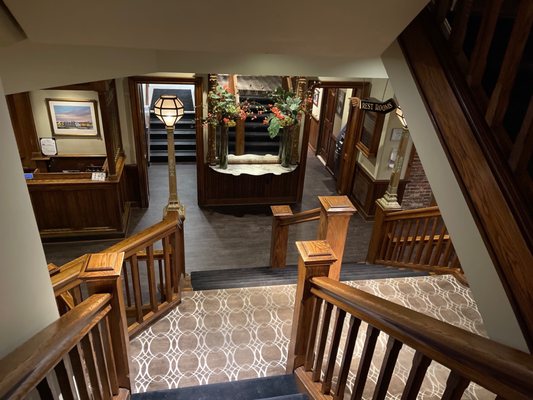 LAMBERTVILLE STATION WINE CELLAR - Updated September 2025 - 85 Photos ...