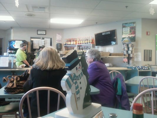 SPOONS CAFE - Updated December 2025 - 530 Bogachiel Way, Forks ...