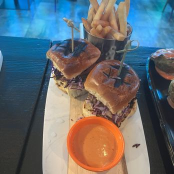 BOSKÉ - Updated December 2025 - 186 Photos & 65 Reviews - 2843 Steinway ...