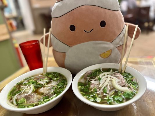 PHO T & L - Updated January 2026 - 170 Photos & 117 Reviews - 18437 E ...
