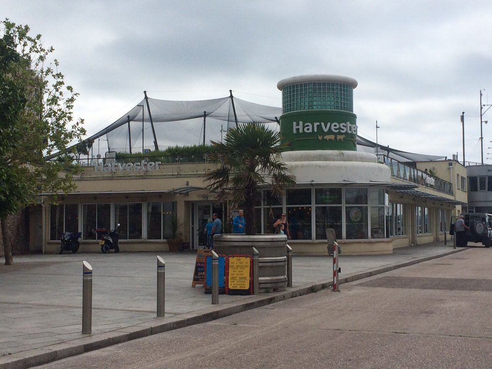 HARVESTER - BEACON QUAY - Updated October 2024 - Beacon Quay, Torquay ...