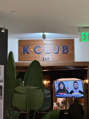 VANTAGE ROOFTOP BAR - Updated December 2025 - 64 Photos & 26 Reviews ...