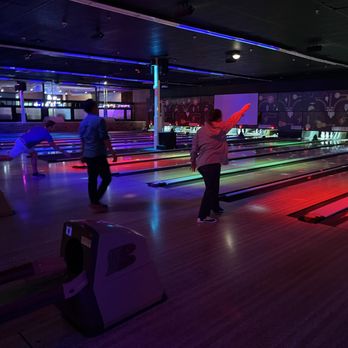TEMECULA LANES - Updated April 2025 - 140 Photos & 198 Reviews - 27475 ...