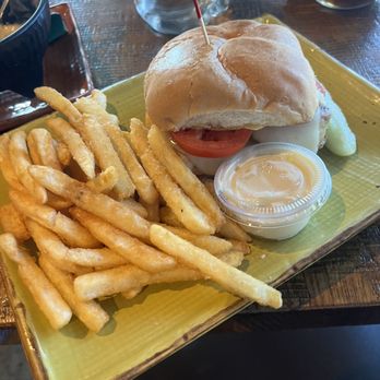 CROSSOVER CANTINA & EATERY - Updated November 2025 - 95 Photos & 97 ...