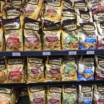 SNYDERS OF HANOVER FACTORY STORE - Updated September 2025 - 44 Photos ...
