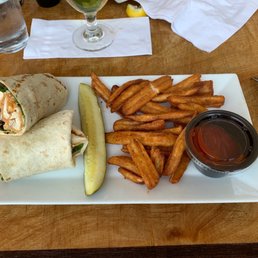 FARDOWNERS RESTAURANT - Updated September 2025 - 115 Photos & 235 ...