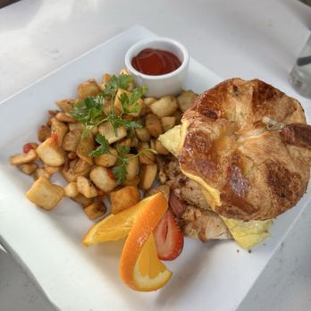 CHELSEA CORNER - Updated September 2025 - 806 Photos & 624 Reviews ...