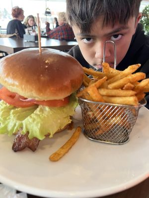 ZISTERS - Updated May 2025 - 303 Photos & 350 Reviews - 13425 Watertown ...