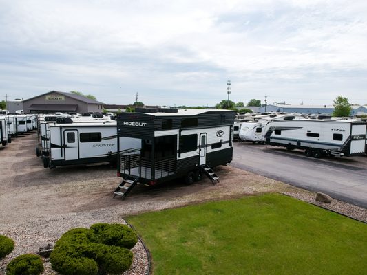 SCHIEKS RV - Updated October 2025 - 15 Photos - 465 S Pioneer, Fond Du ...