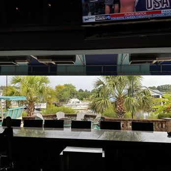 LOCKSIDE BAR AND GRILL - Updated January 2026 - 357 Photos & 363 Real ...