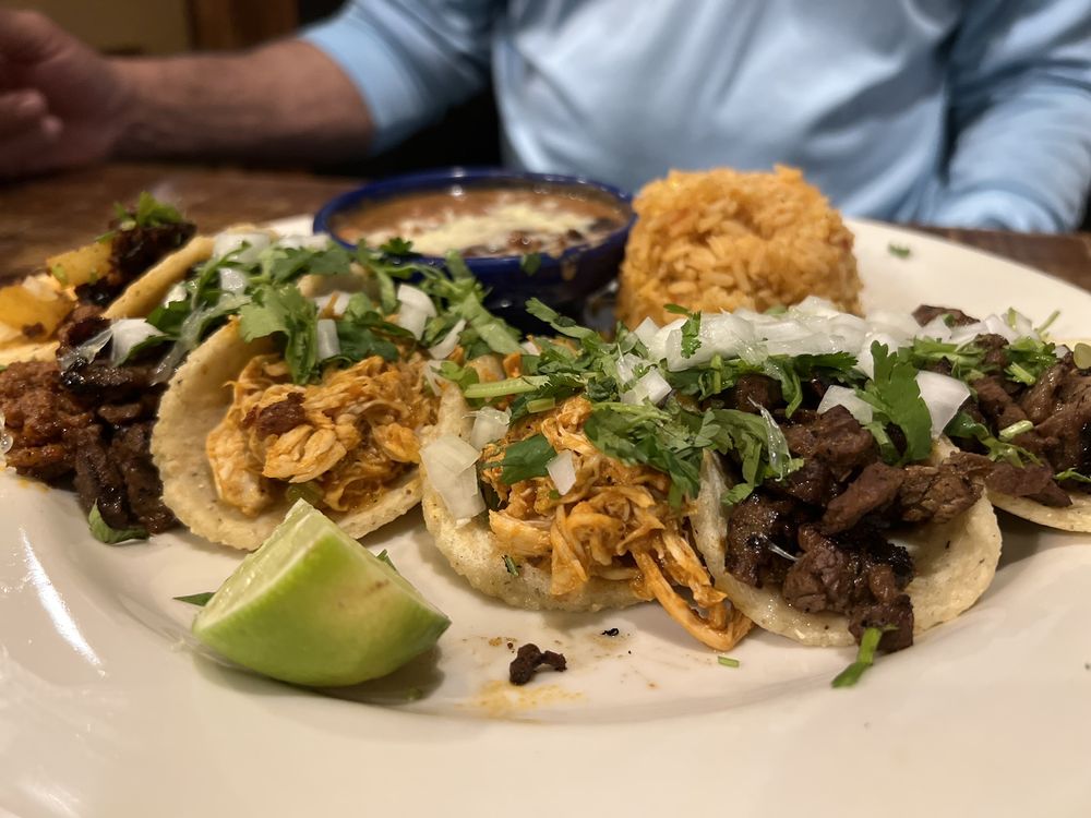 SENOR PATRON - Updated October 2025 - 146 Photos & 279 Reviews - 3005 ...