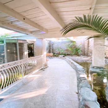 COCO PALM RESTAURANT - Updated May 2024 - 2084 Photos & 1450 Reviews ...