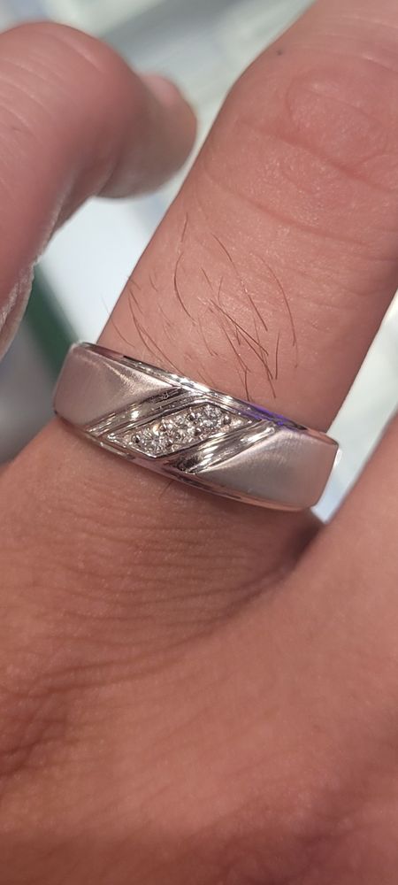 KEVIN JEWELERS - Updated October 2025 - 18 Photos & 26 Reviews - 2701 ...