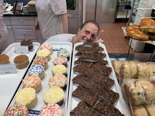 TERMINI BROS BAKERY - 447 Photos & 284 Reviews - 12th St & Filbert St ...