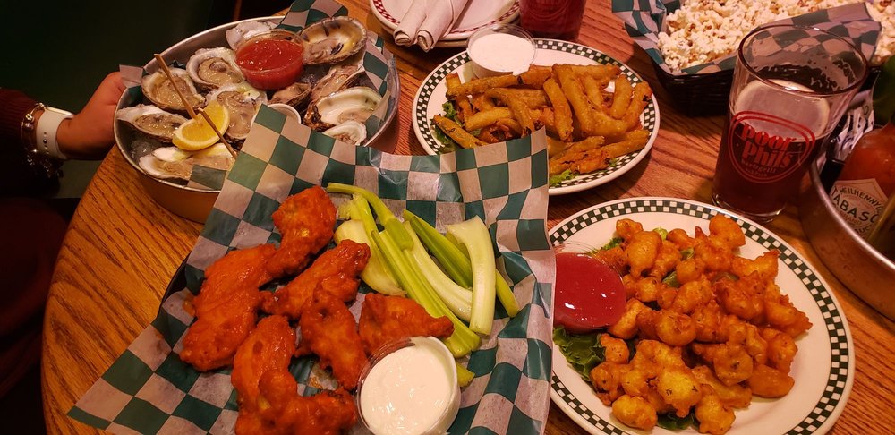 POOR PHIL’S SHELL BAR - 208 Photos & 481 Reviews - 139 S Marion St, Oak ...