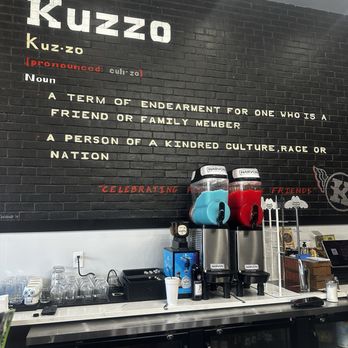 KUZZOS CHICKEN & WAFFLES - Updated December 2025 - 703 Photos & 838 ...