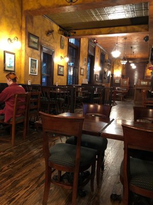 DUBLIN SQUARE IRISH PUB - 54 Photos & 164 Reviews - 327 Abbot Rd, East ...