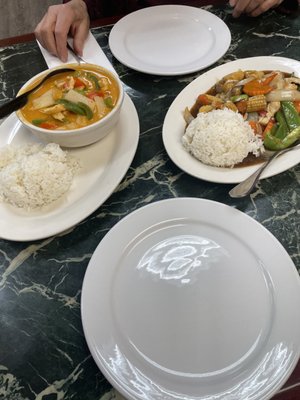 EASY THAI EASY GO - Updated August 2024 - 39 Photos & 114 Reviews ...