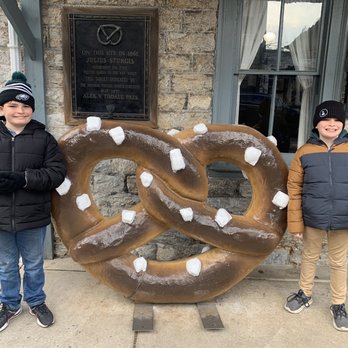 JULIUS STURGIS PRETZEL BAKERY - 296 Photos & 125 Reviews - 219 E Main ...