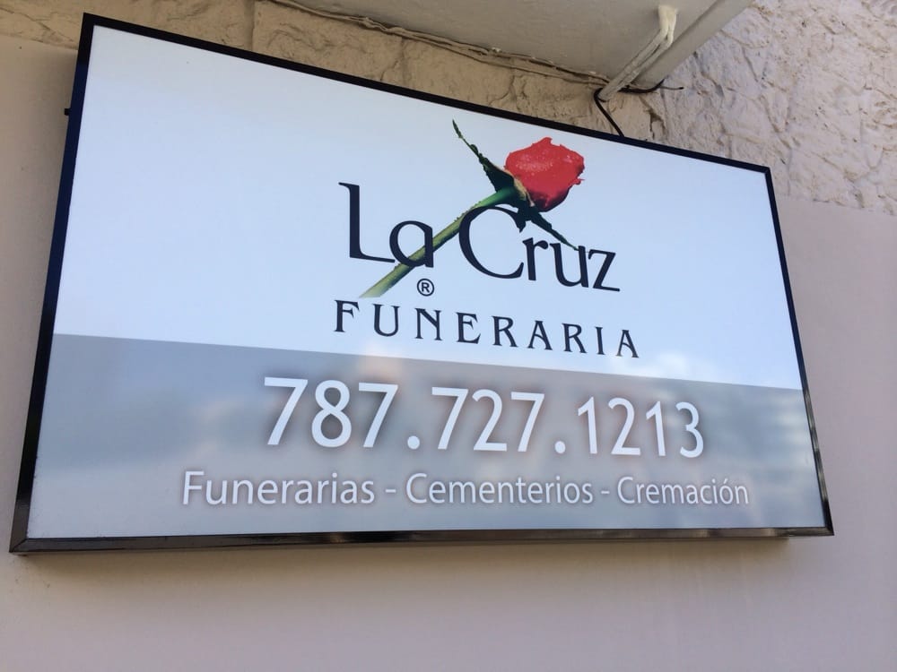 FUNERARIA LA CRUZ - Updated January 2025 - Avenida Manuel Fernández ...