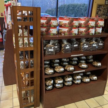 PASTRYLAND BAKERY - Updated April 2025 - 63 Photos & 84 Reviews - 19 ...