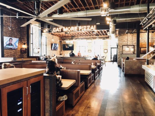 TOPPERS PIZZA PLACE - Updated December 2025 - 382 Photos & 641 Reviews ...