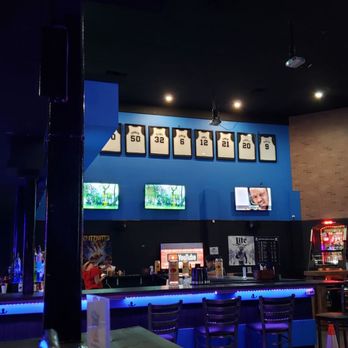 SLACKERS BAR - Updated October 2025 - 29 Photos & 19 Reviews - 7959 ...