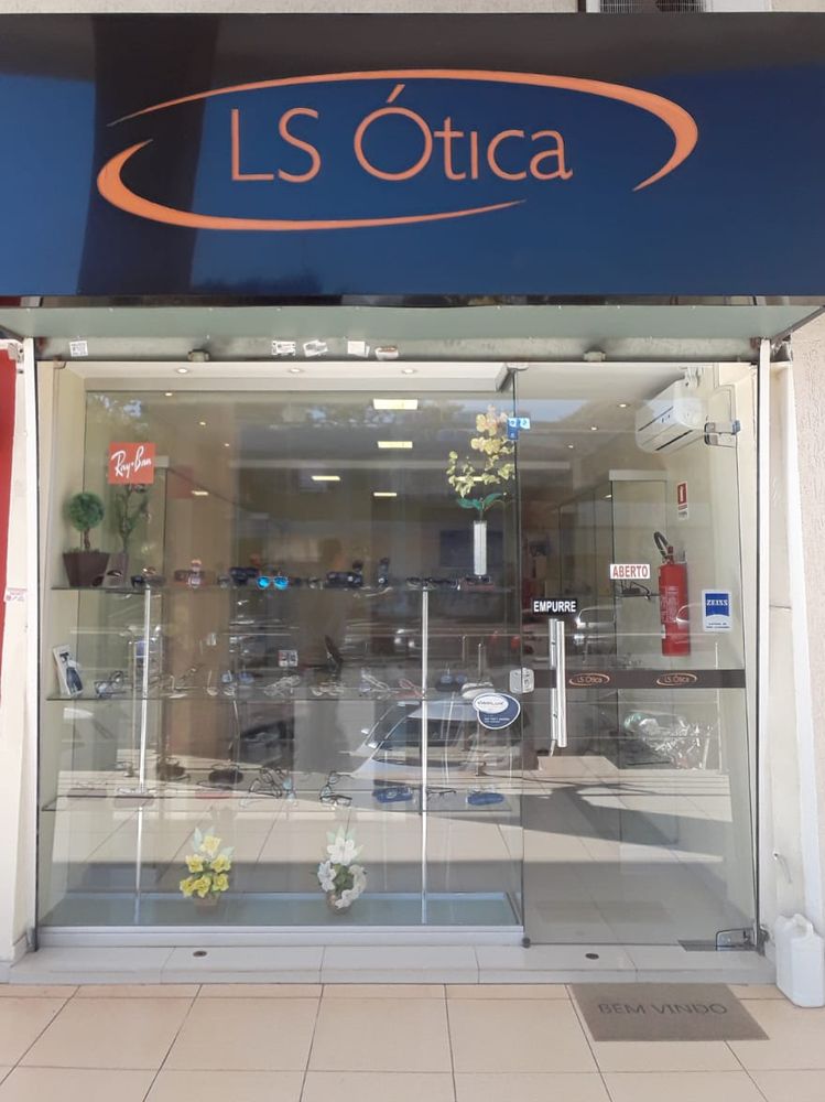 LS ÓTICA - CLN, 406, Brasília - DF, Brazil - Eyewear & Opticians ...