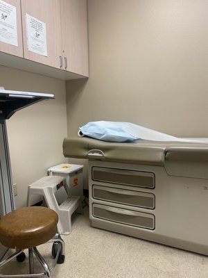 RAMANNA MERLA, MD MPH - Updated December 2025 - 1866 N Orange Grove Ave ...