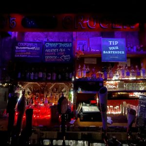 SPRINGBONE KITCHEN - Updated October 2025 - 35 Photos & 60 Reviews - 74 ...