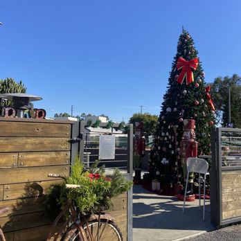 UBUNTU THE GREATEST NEIGHBORHOOD CAFÈ - 1537 Photos & 810 Reviews - 335 ...