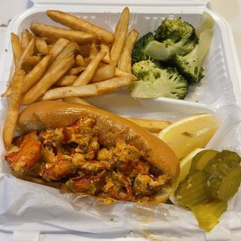 OCEAN SHACK - Updated May 2024 - 64 Photos & 32 Reviews - 2163 N Glebe ...