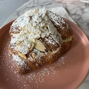 LOVE CROISSANTS - Updated July 2024 - 124 Photos & 54 Reviews - 2808 ...