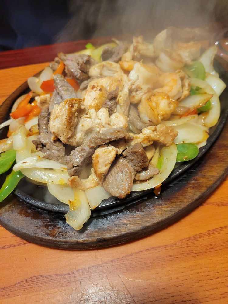 STICKY CACTUS - Updated July 2025 - 15 Photos & 60 Reviews - 1770 Hwy ...