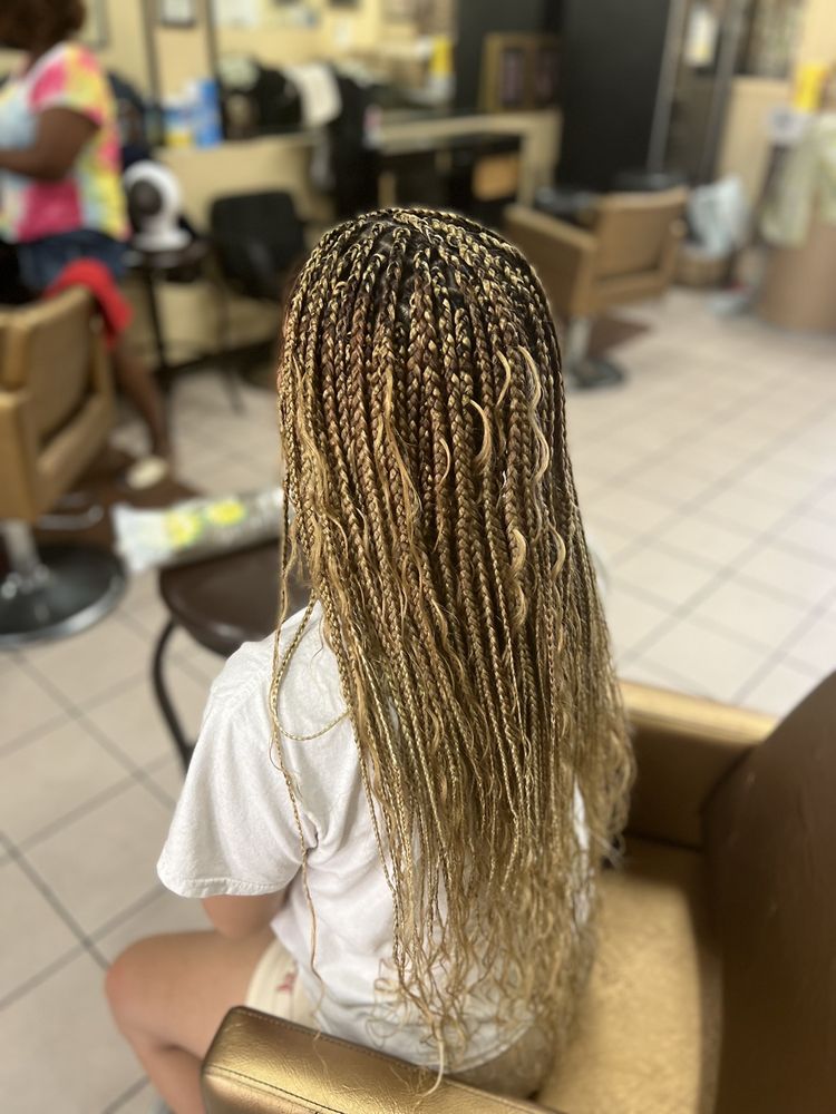ANETS BRAIDS - Updated August 2024 - 164 Photos & 33 Reviews - 4917 S ...
