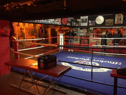 ZUR RITZE - Updated January 2025 - 26 Photos & 48 Reviews - Reeperbahn ...