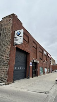 MOTOWORKS CHICAGO - Updated December 2025 - 105 Photos & 201 Reviews ...
