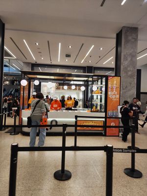 UNION SAMPLES - Updated December 2025 - 15 Photos - 65 Front Street ...