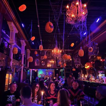 RAVEN’S MANOR - Updated December 2024 - 1274 Photos & 390 Reviews - 235 ...